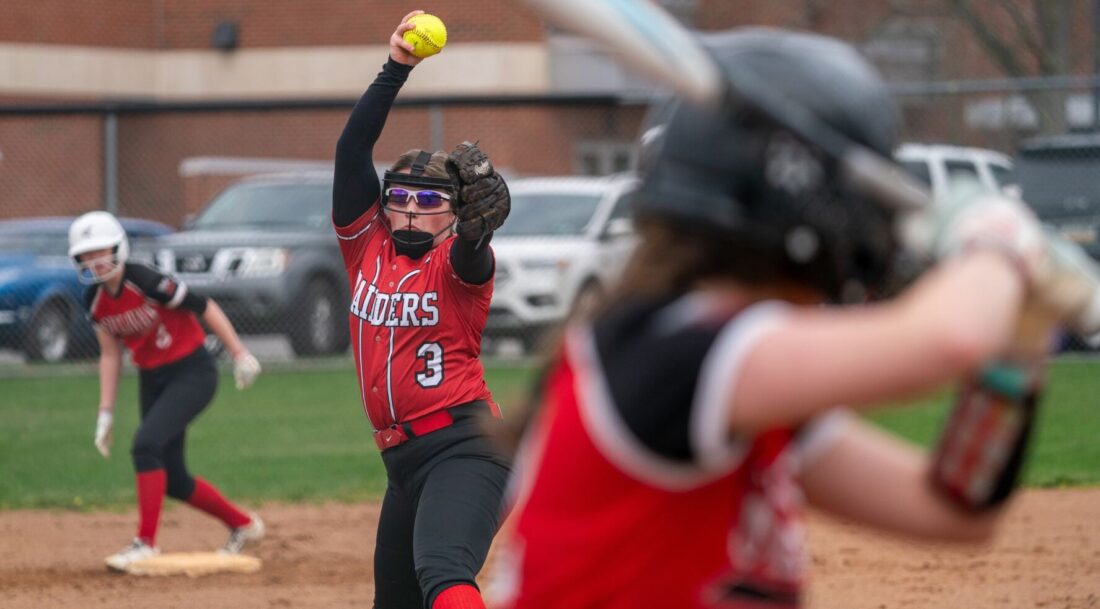 Hartman’s dual-threat ability helps in Montgomery’s 13-8 win over ...